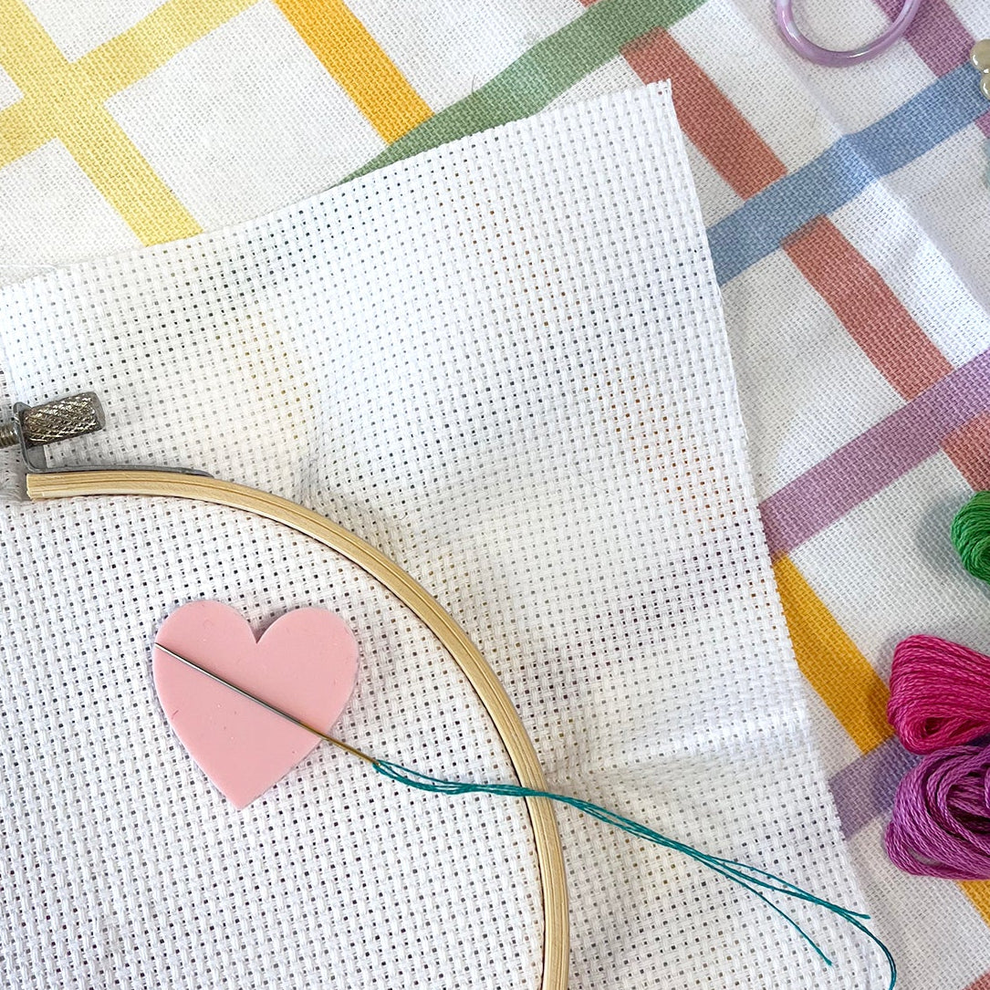 Pink Heart Needle Minder – The Make Arcade